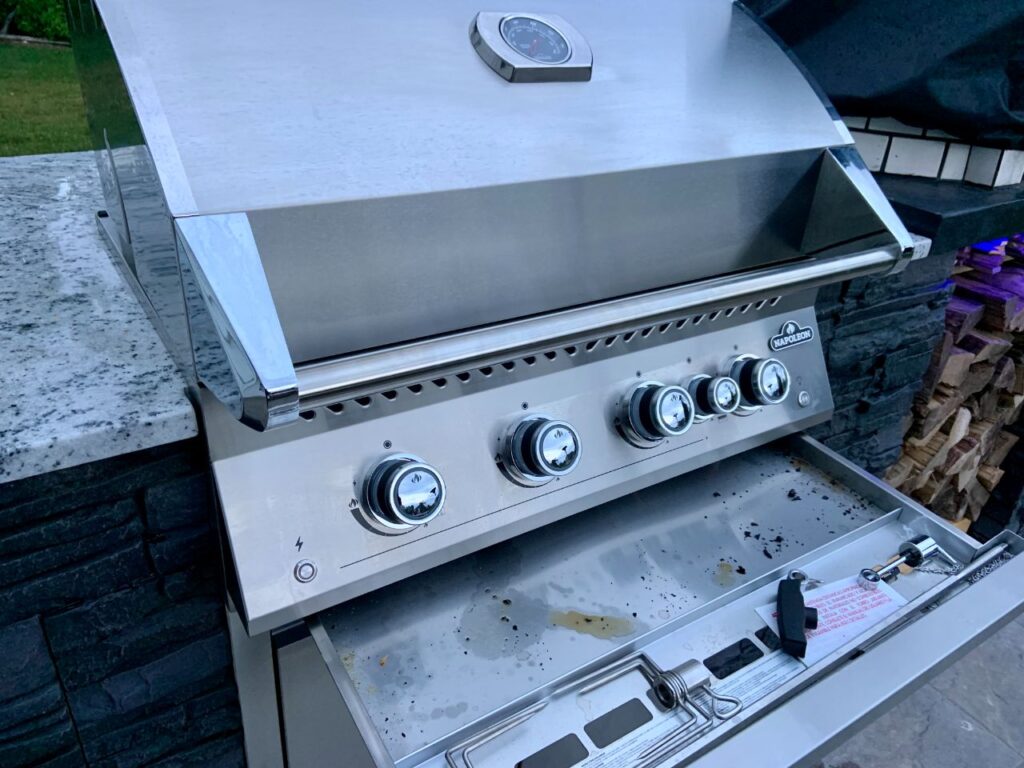 Napoleon Built-In 700 Series Grill - Concord Carpenter